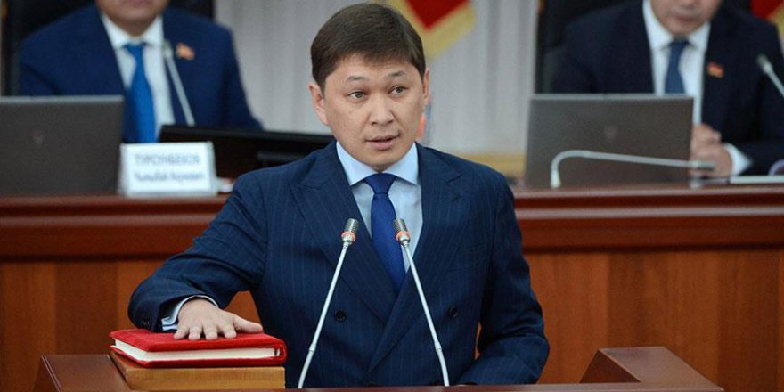 Kırgızistan'da Eski Başbakan İsakov Yolsuzluktan Gözaltına Alındı