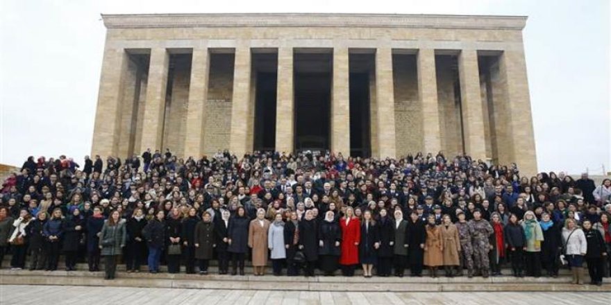 İktidar özeleştiriye nereden başlamalı?