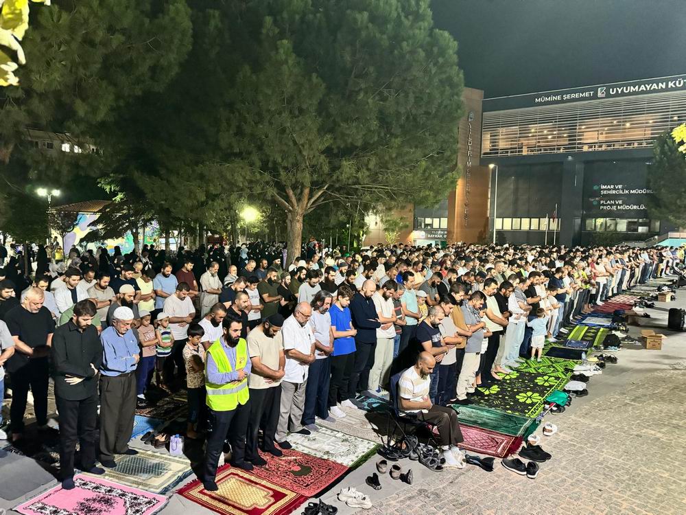 Bursa’da Gazze için eller duaya kalktı